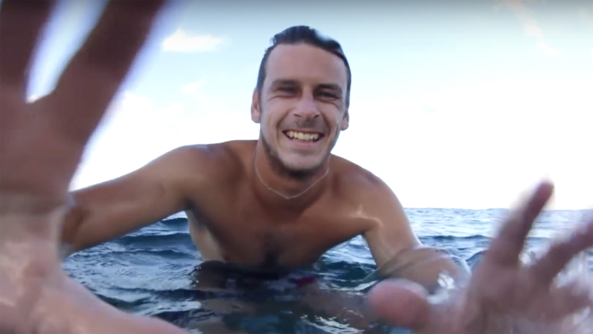 Surf Trip aux Maldives avec le Team Protest - Tim Boal